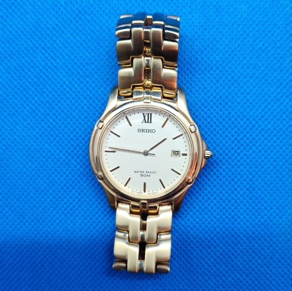 Seiko | Accessories | Vintage Seiko Gold Tone Watch Mens Water Resistant Ref 7n32049 | Poshmark